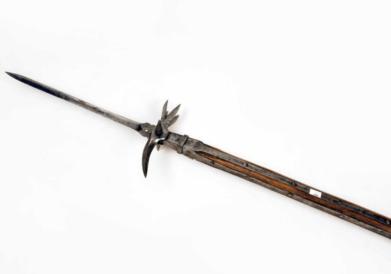 Lucerne Hammer: A 15th-Century Swiss Weapon of All Trades - Malevus