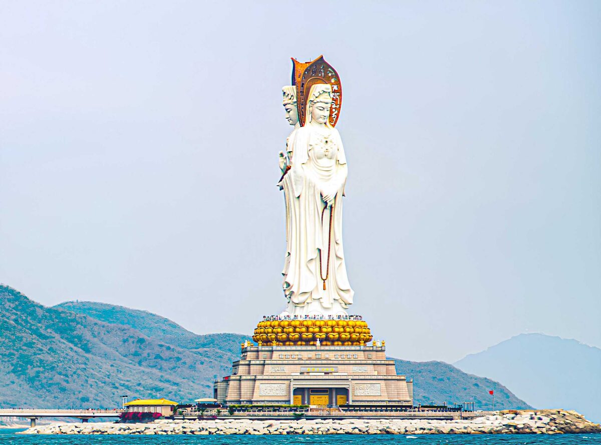 Guanyin of Nanshan: One of the World's Tallest Statues at 354 ft - Malevus