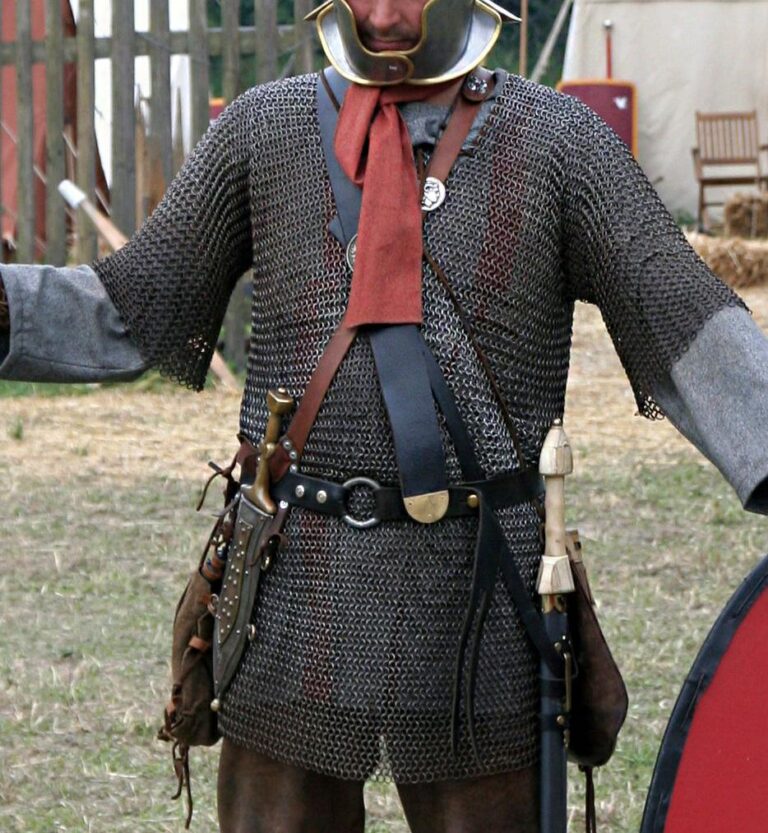 Lorica Hamata: The Roman Chainmail Used For 600 Years - Malevus