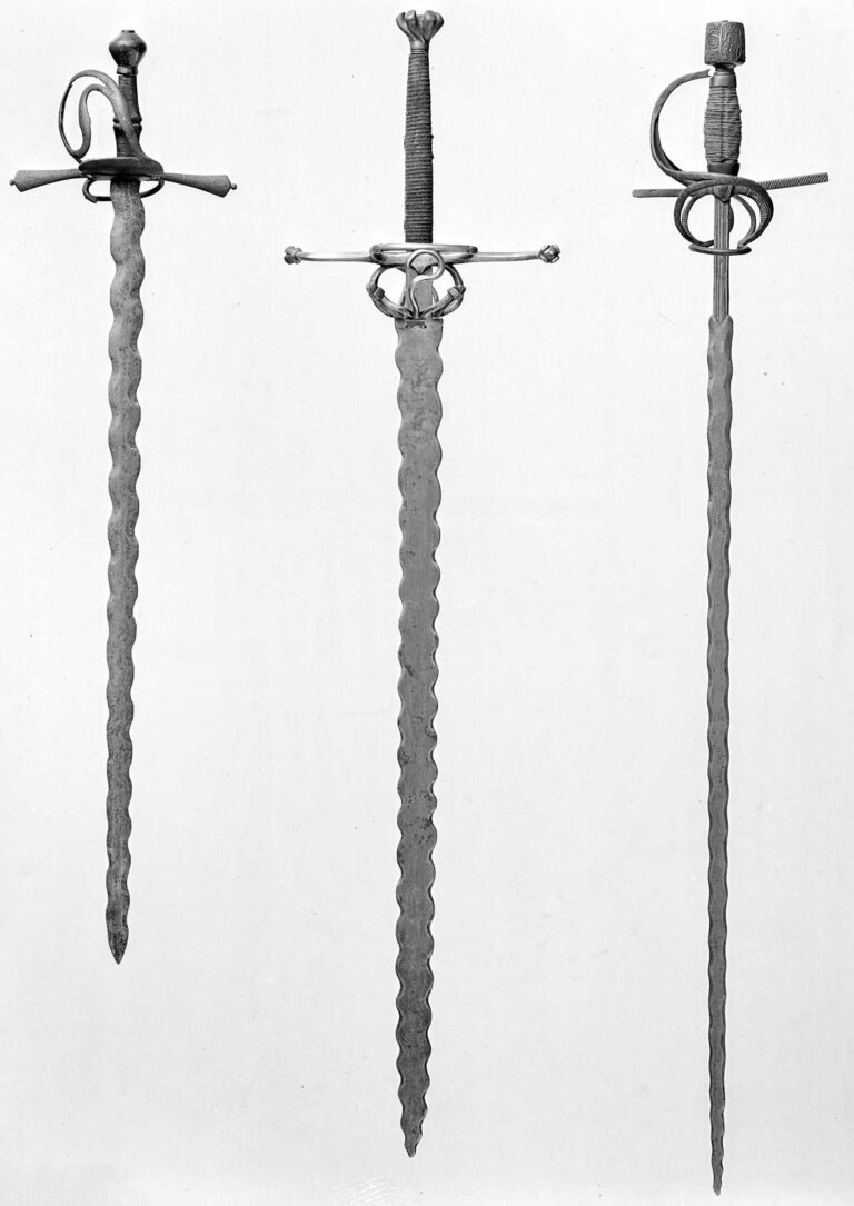 Flamberge Sword: A 15th-Century Weapon with a Flaming Blade - Malevus