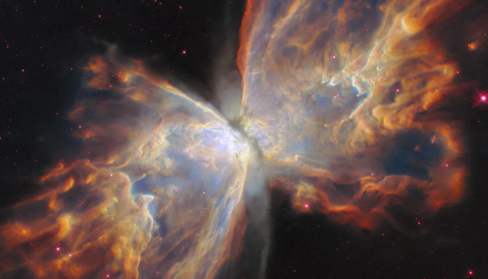 JWST Reveals the Complex Chemistry at the Heart of the Butterfly Nebula ...